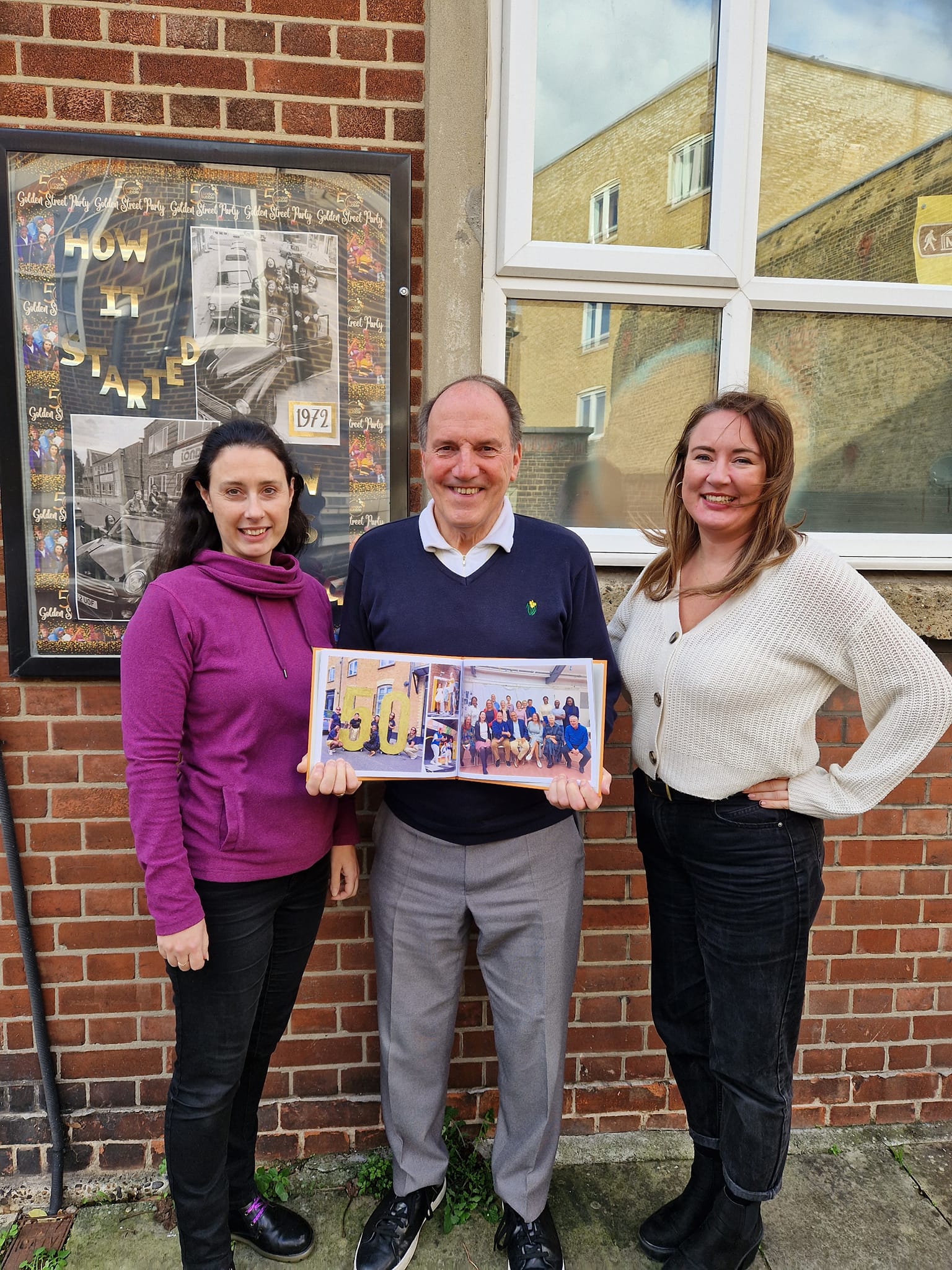 VLOGSPOT: SIMON HUGHES STEPS DOWN AFTER 13 YEARS AS CHAIR OF TRUSTEES ...